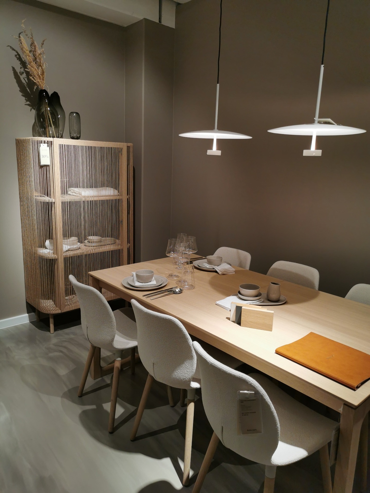 Elegant Lighting: The Reflection Series from Bolia